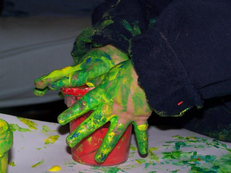 Messy Play – Importance + 20 Fun Ideas! | TeachingBrave