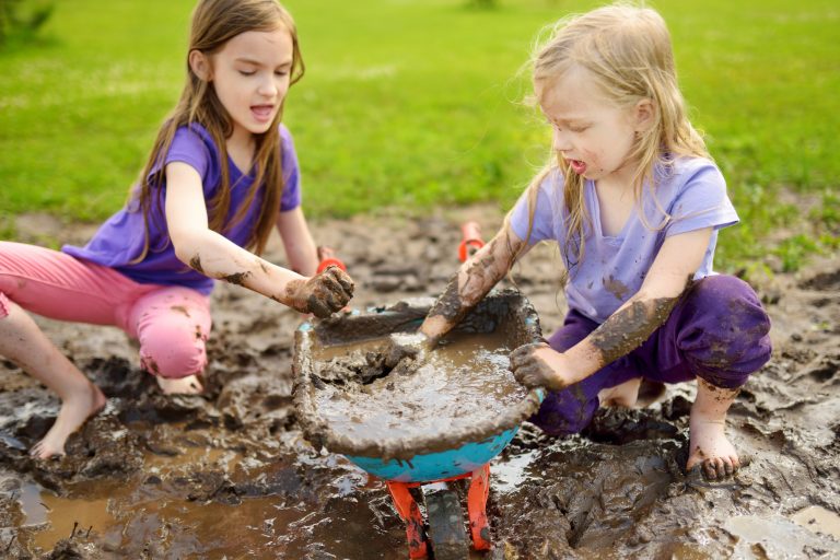 Messy Play – Importance + 20 Fun Ideas! | TeachingBrave
